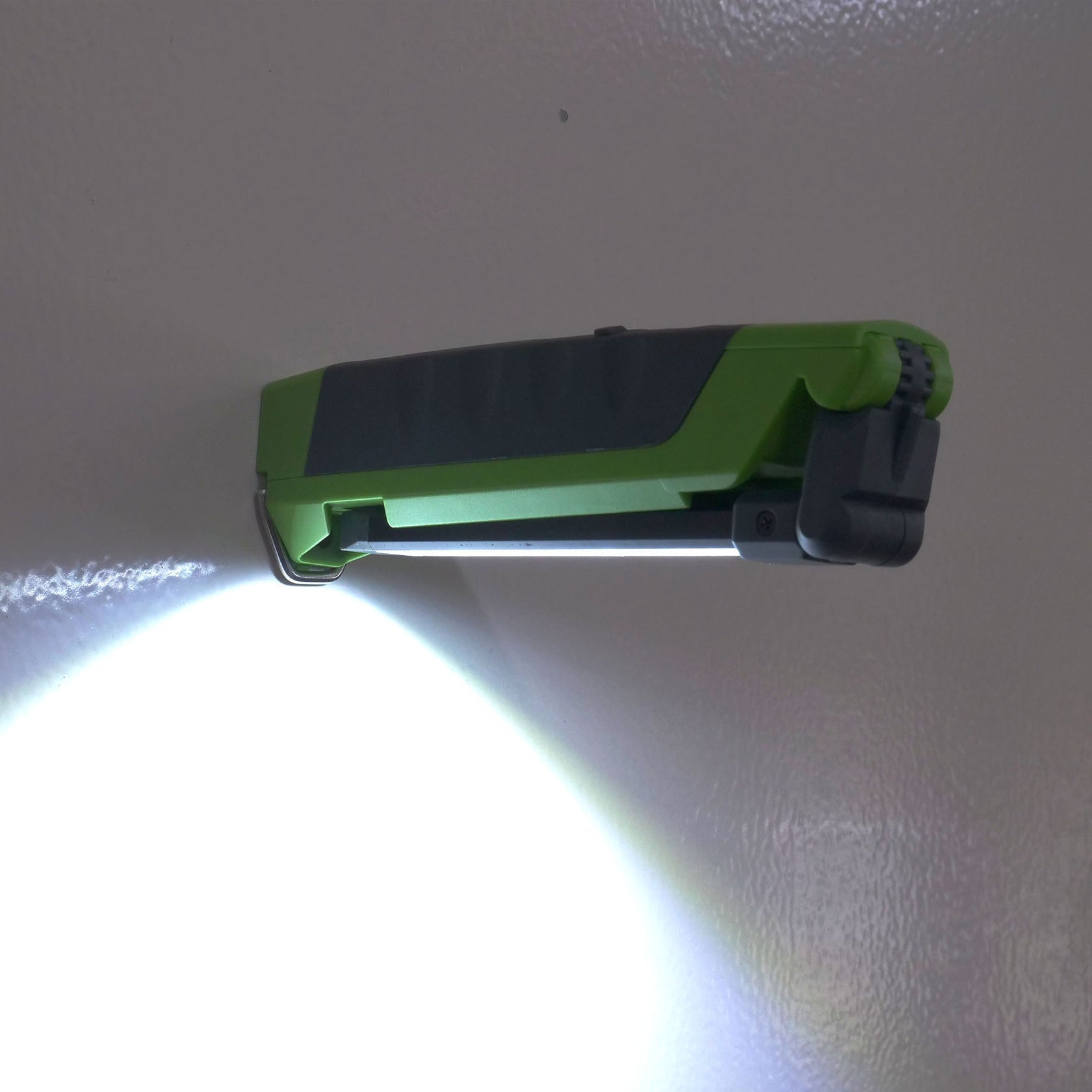 フィリップス ワークライト Xperion3000 – GREEN CROSS-select 工事現場の安全対策用品なら